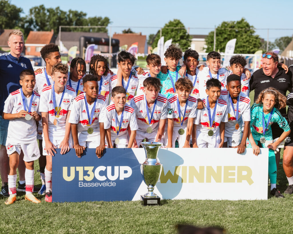 New York Red Bulls U13 champion of the 26th edition of the U13 Cup ...